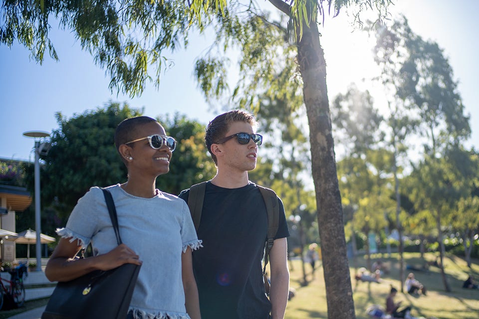 Pertanggungan Kesehatan Pelajar Asing (Overseas Student Health Cover ...